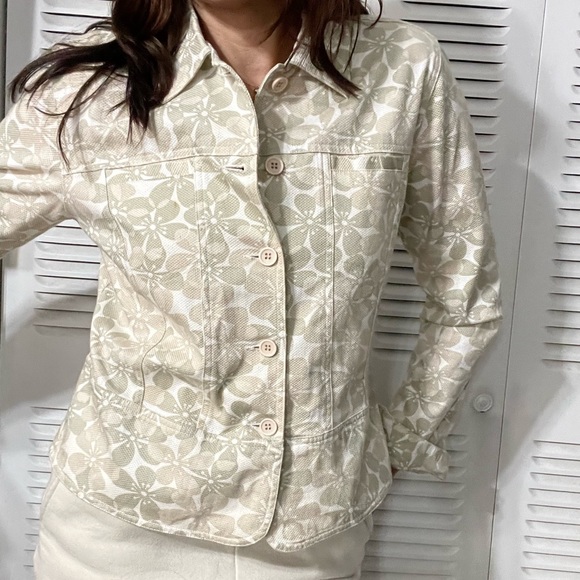 Sweet Basil | Jackets & Coats | Sweet Basil Jacket Woman White Nude Flowers Size M Button On The ...